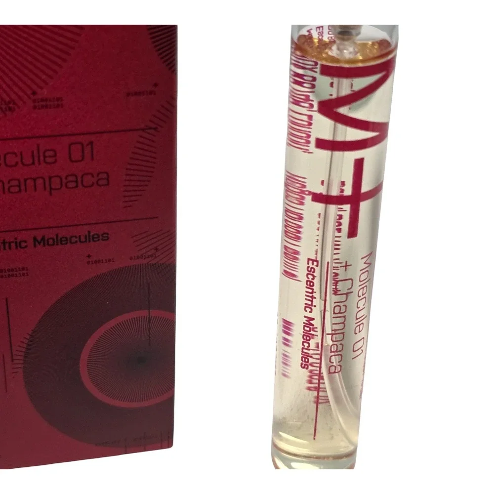 Escentric Molecules | Other | Escentric Molecules Molecule Champaca Eau ...